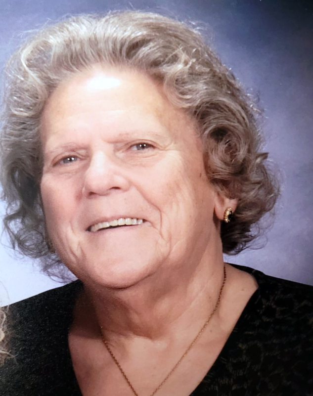 Helen Lyons's Instagram, Twitter & Facebook on IDCrawl